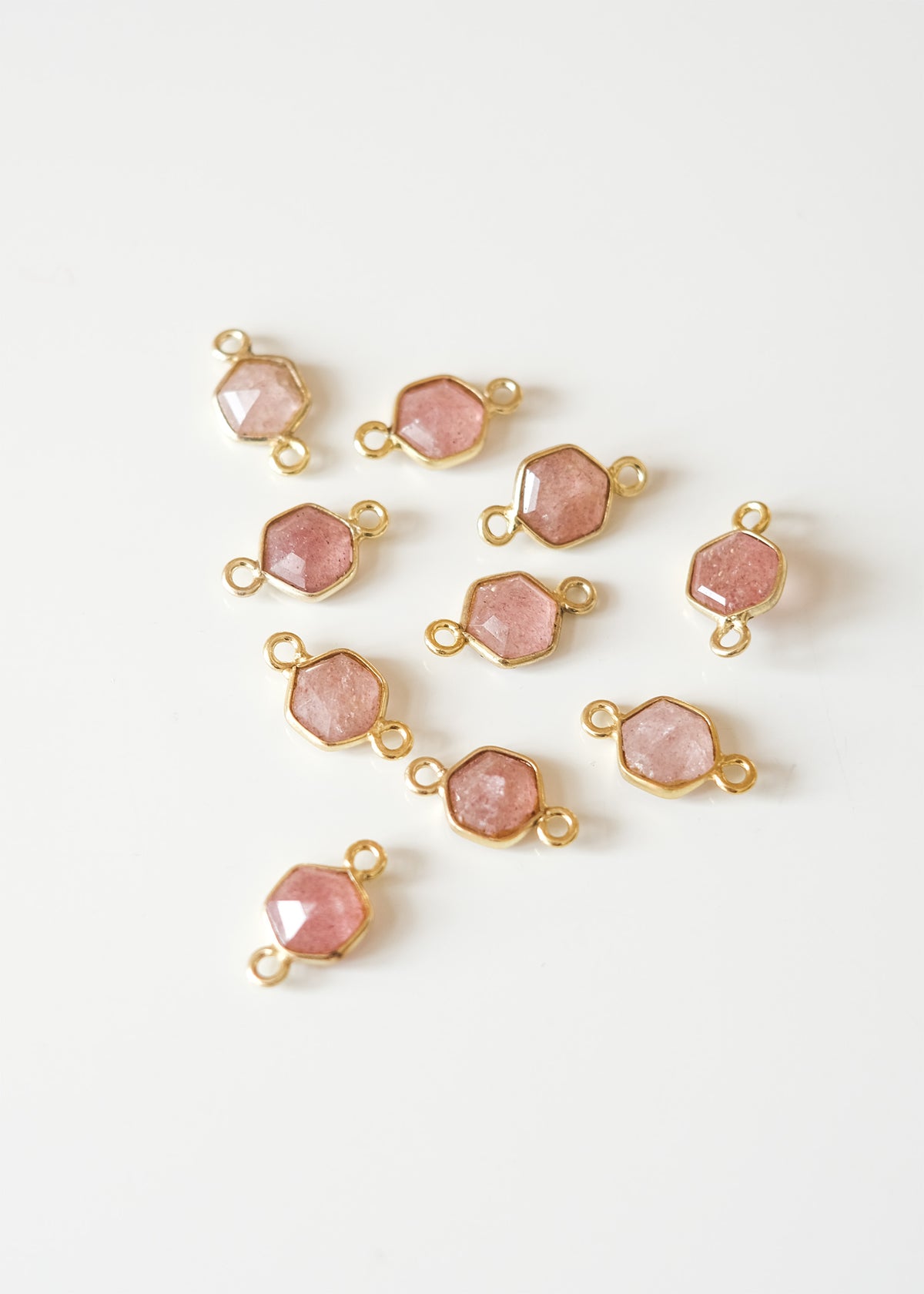 Link hexagon strawberry kwarts, verguld– Zahia